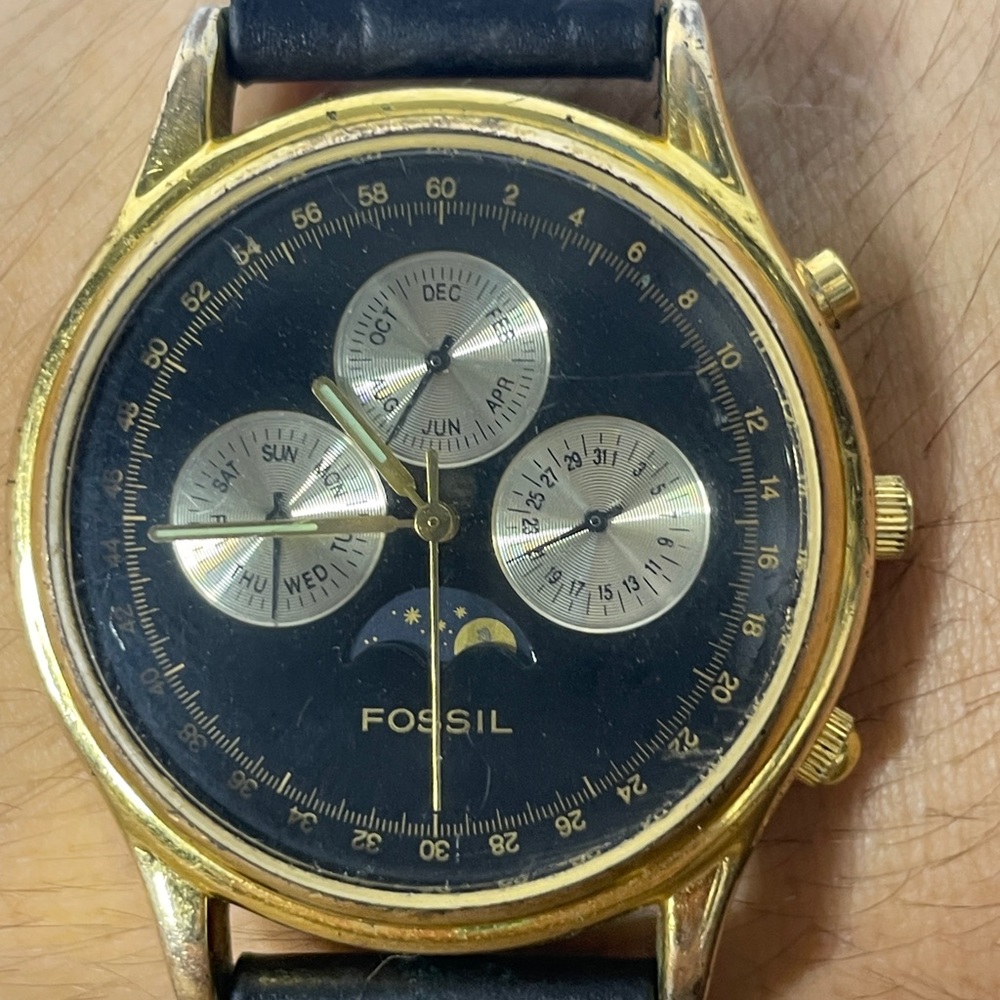 Vintage Moonphase Watch Fossil Black Dial 1990’s - Gem
